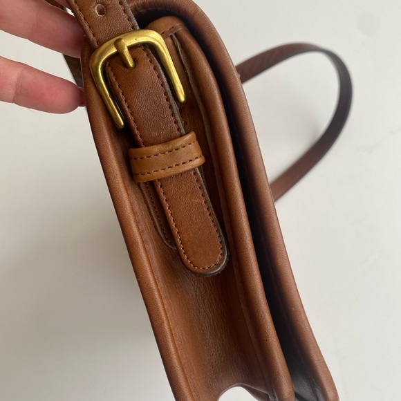 Coach | Bags | Coach Vintage Leather Saddle Pouch Handbag Nyc 9585 Rich ...